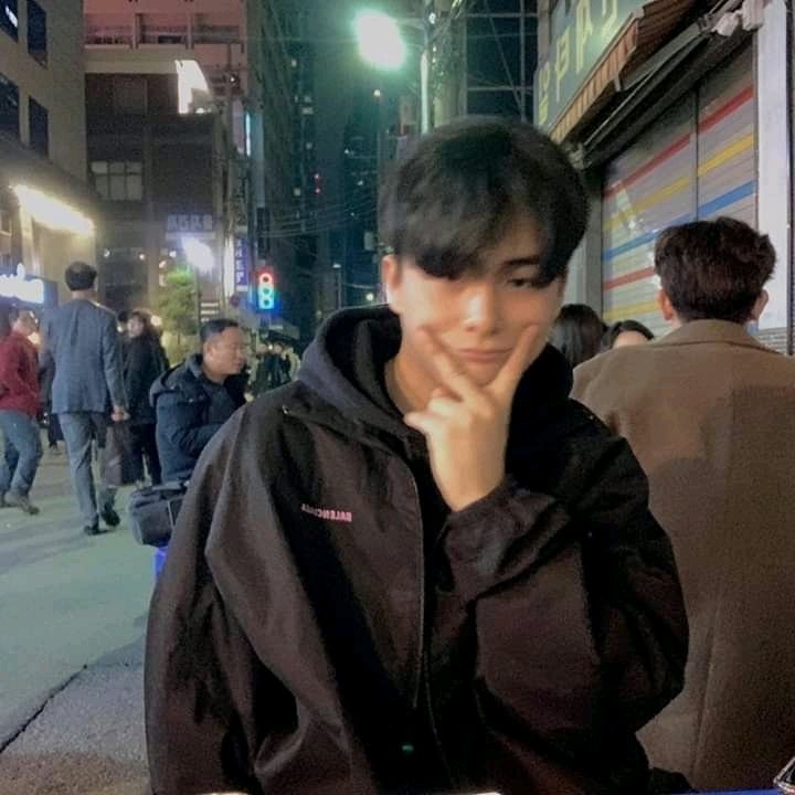 Kim Myungsoo And His Brother