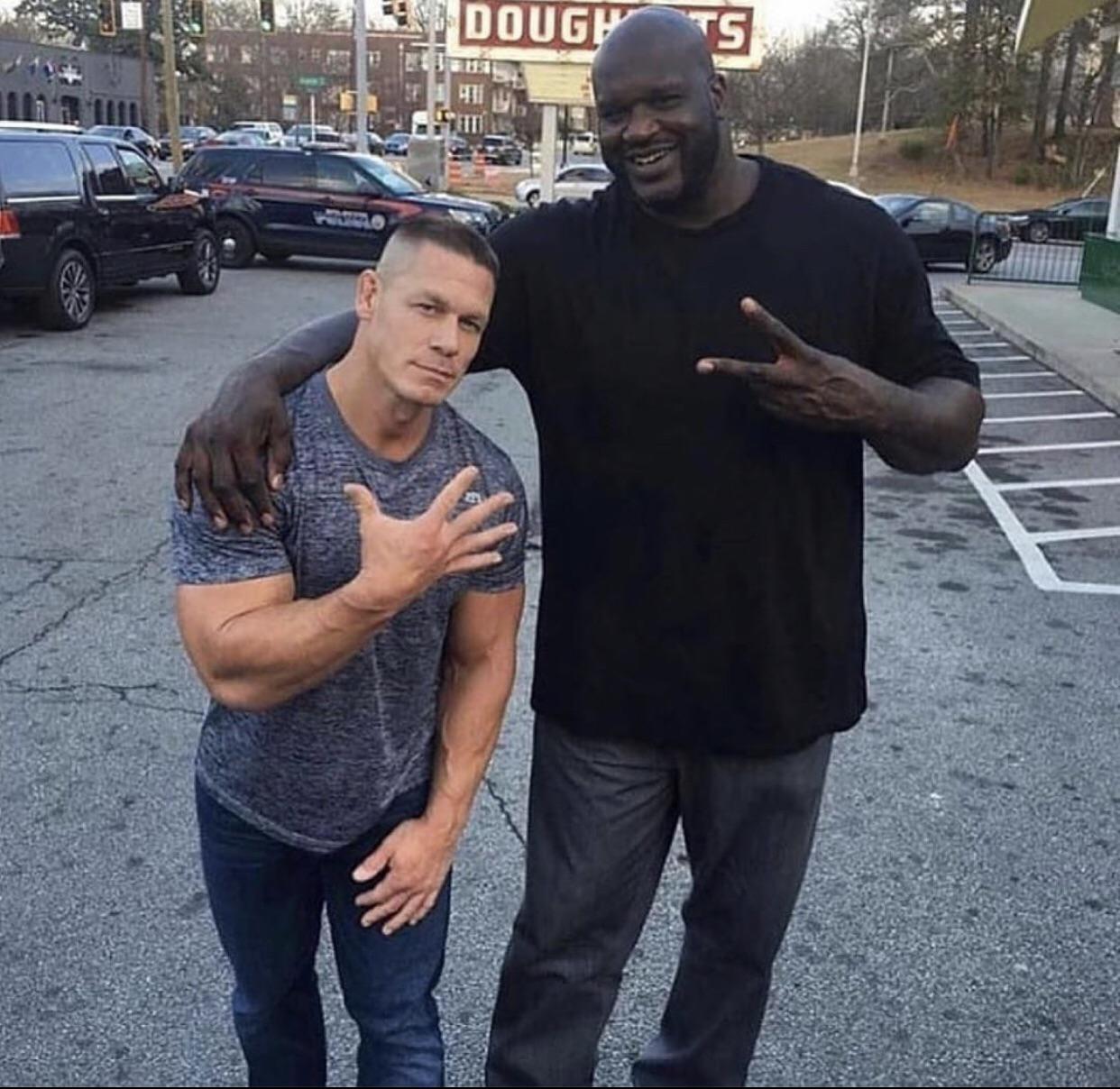 Shaq Flexing