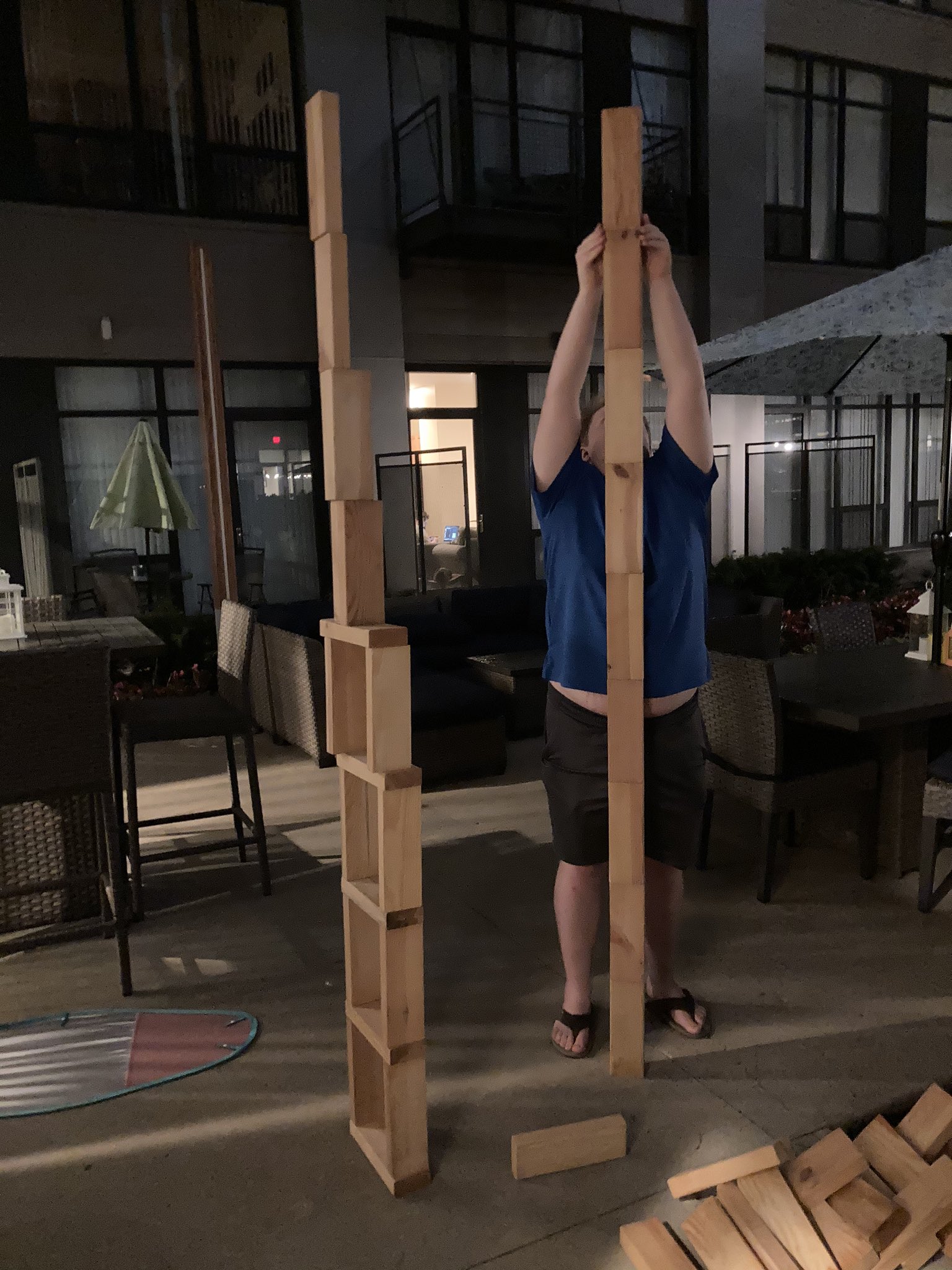 Isacx on Twitter: "Challenged @BelangerSeth to build the tallest Jenga block tower. You can see ...