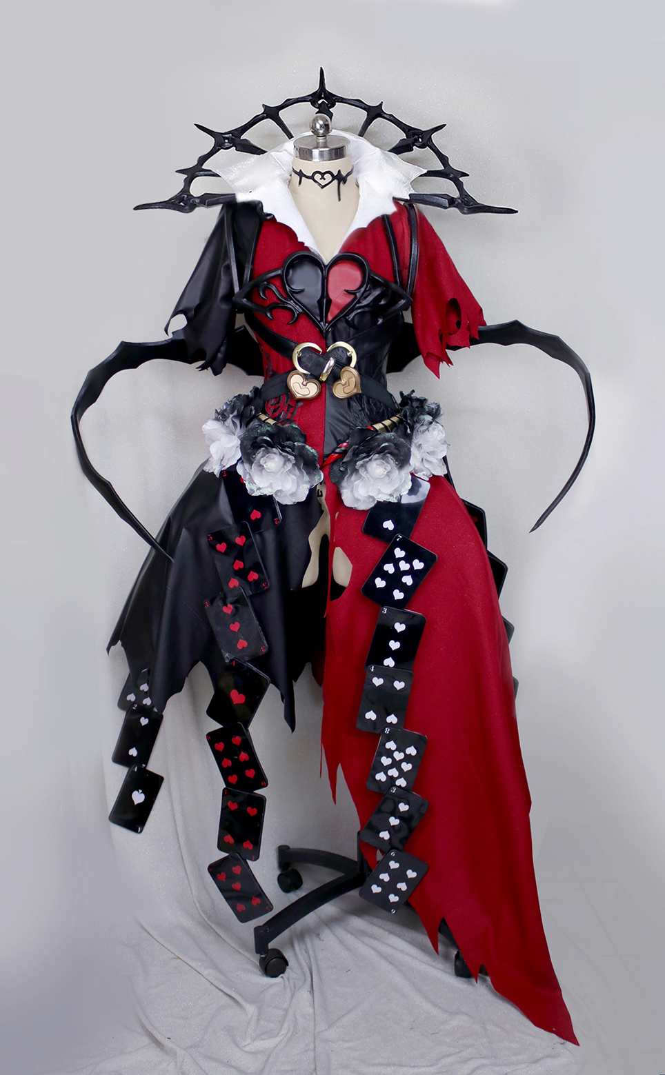オバブロリドルの衣装作りました🥀#ツイステコスプレ |ディズニー オバブロリドルの衣装作りました🥀#ツイステコスプレ |ディズニー