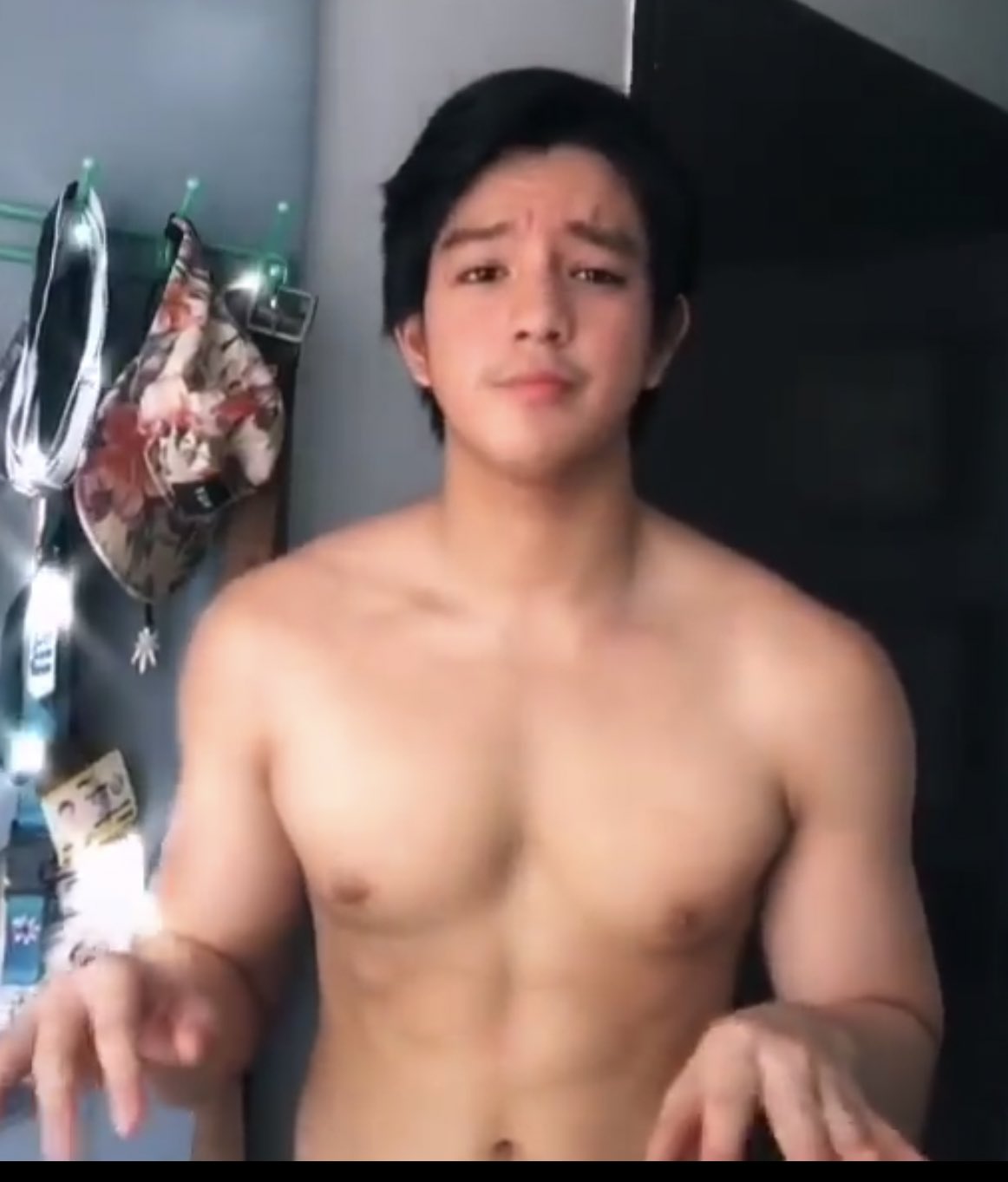 THE JAKOL DIARY on Twitter: "STRUT IT OUT, WALK A MILE. SERVE IT ANCIENT CITY STYLE... 👊🏻💦…