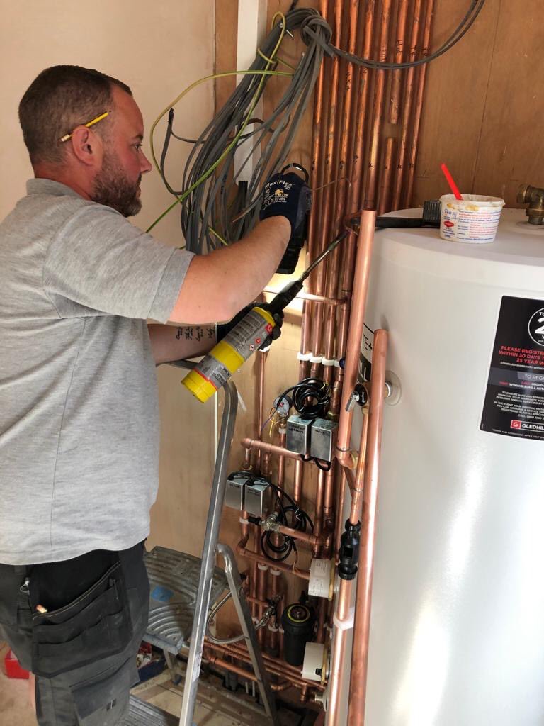 Worcester Bosch Greenstar i | Buxton Heating - Plumbers & Central Heating Services across Surrey ...