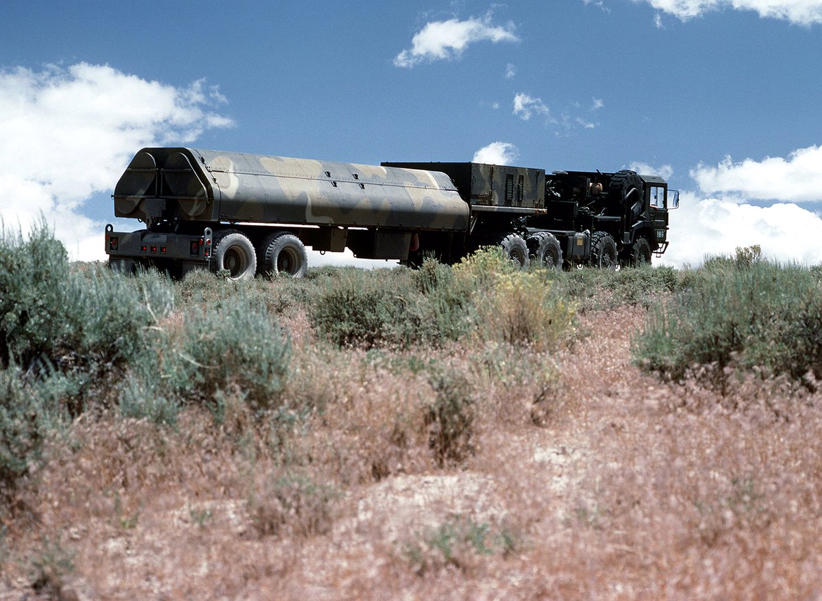 A Thread from @Casillic: "Crewmen check out the transporter-erector ...