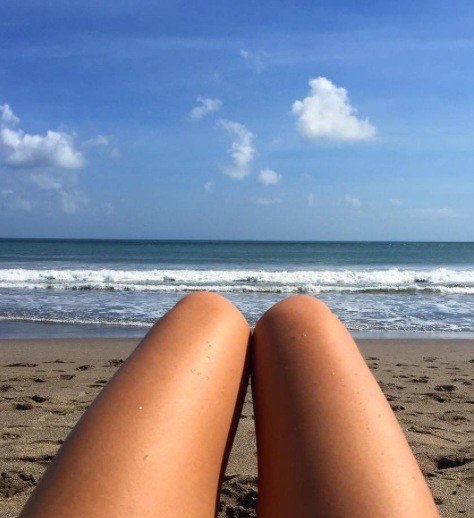 Shae Aaron on Twitter: "Real legs? Or hot dog legs? https://t.co/9SoFz8sM8y" / Twitter