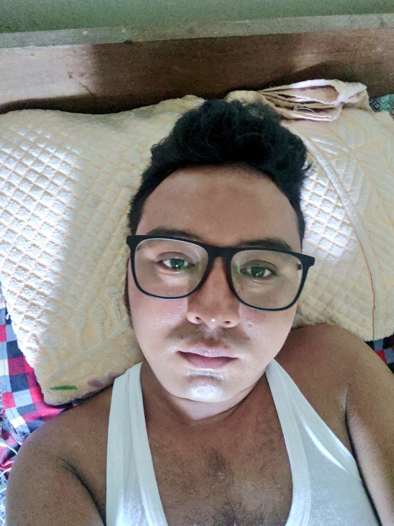 Ko Thar Aye (@SayarKoTharAye) | Twitter