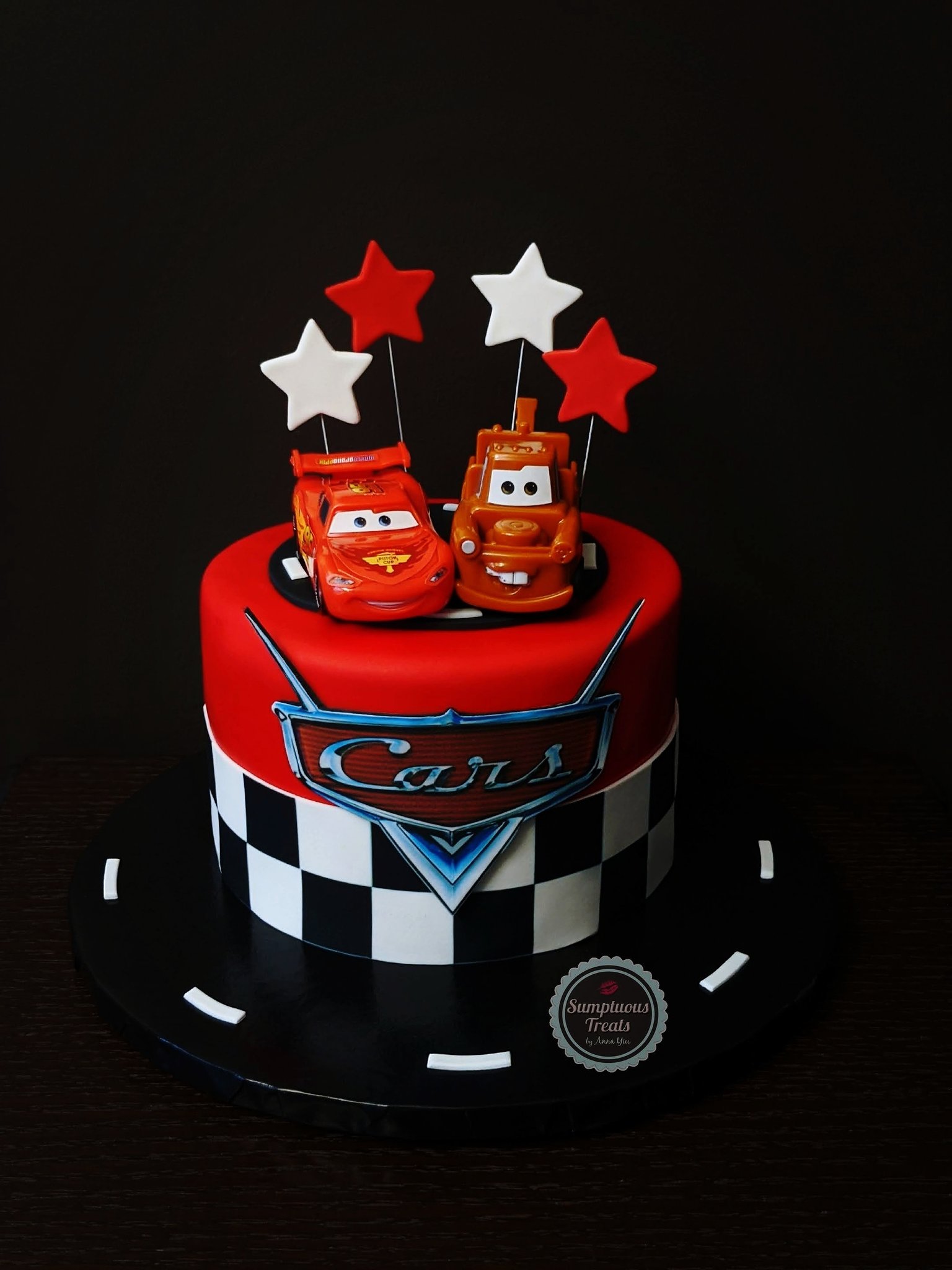 Mater And Lightning Mcqueen Cakes