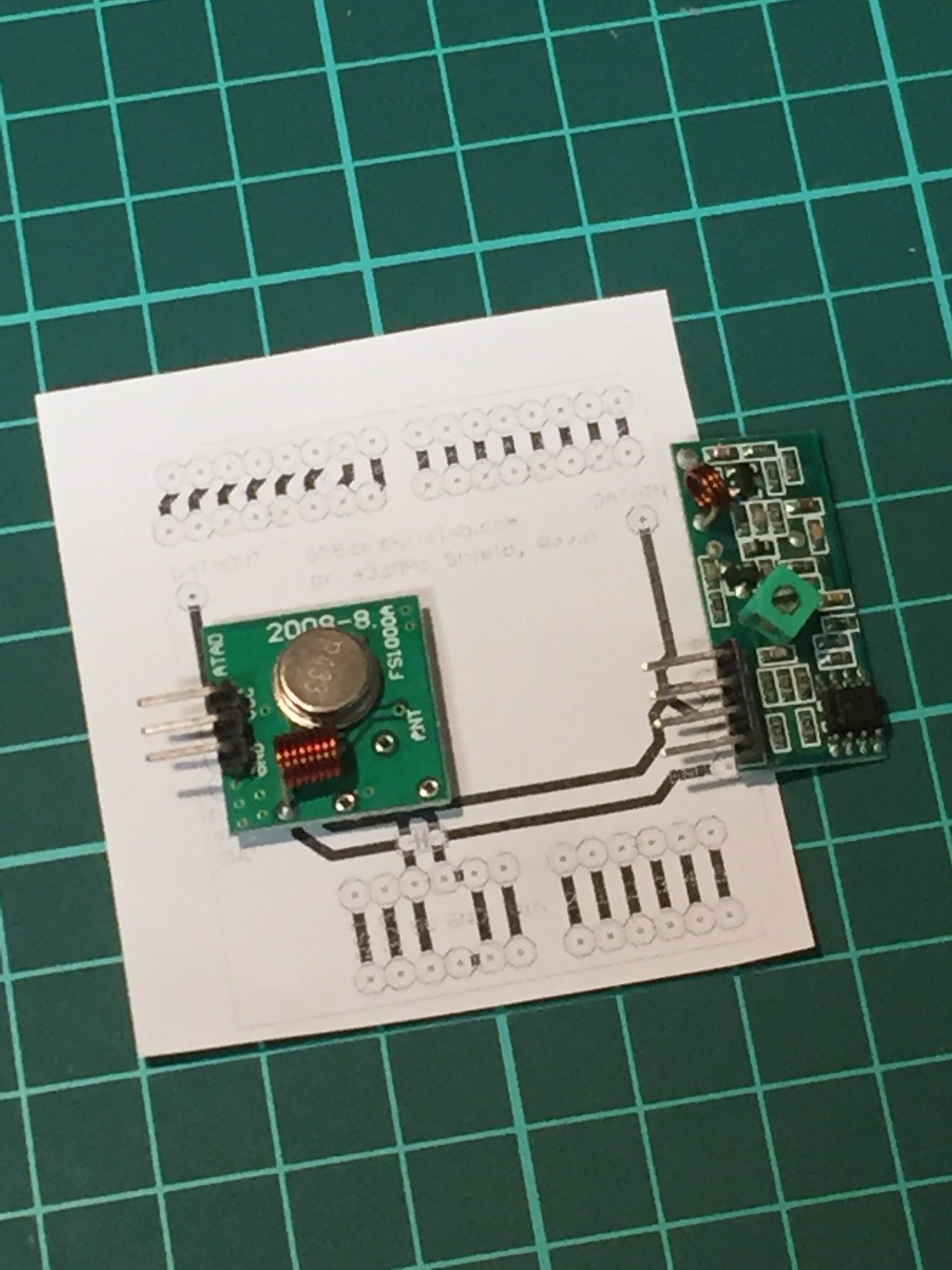 Arduino Praxis On Twitter Testing Paper Prototype Of A New Arduino Rf Shield 433 Mhz Sender