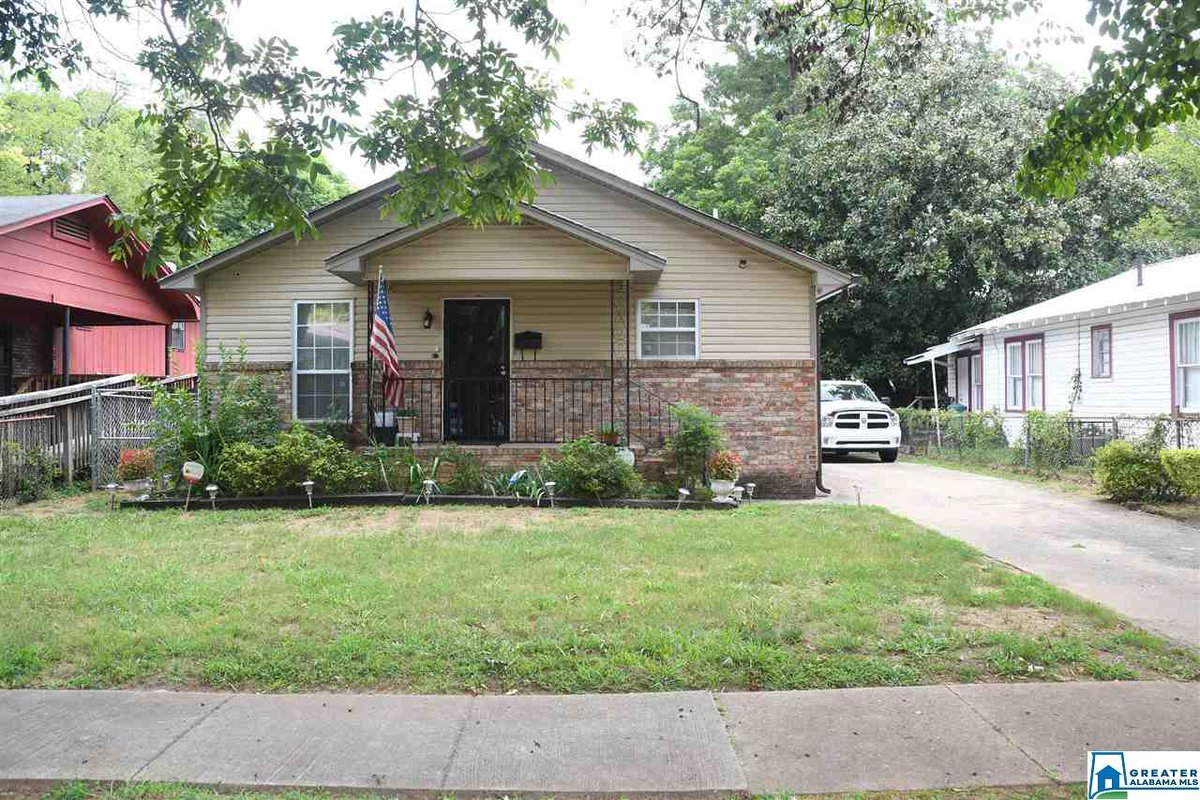 Adrienne Mooney (@derae25) | Twitter