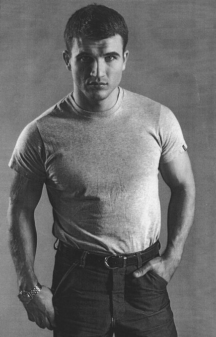 TW Pornstars - Sebastian Barrio. Pictures and videos from Twitter.