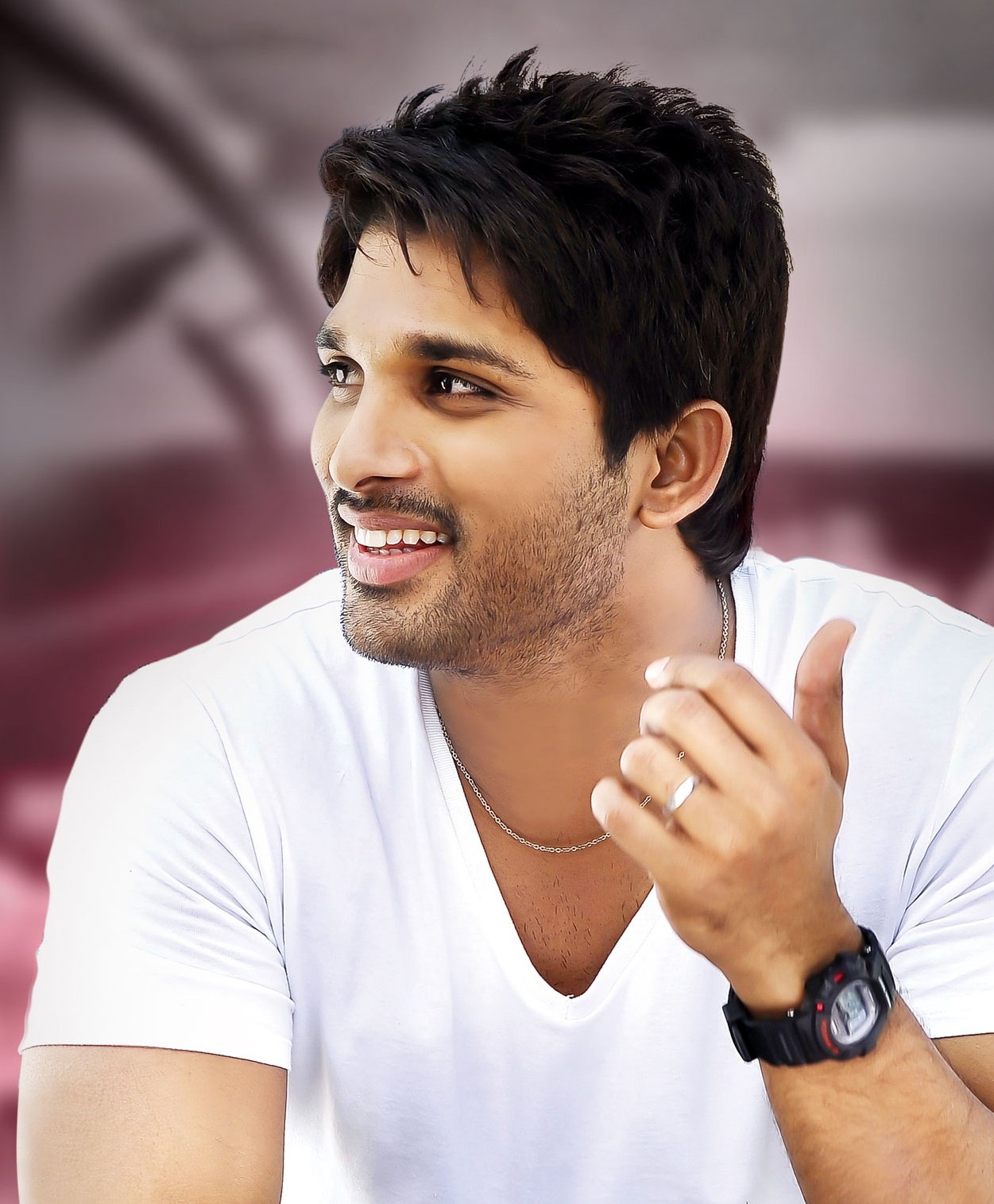 Allu Arjun Latest Photos In Julayi