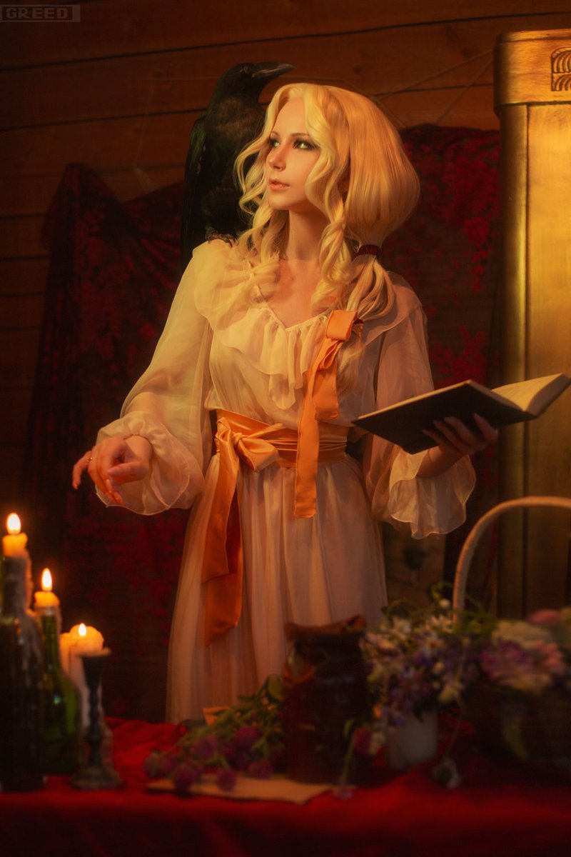 Once again, Castlevania! 🦇 Lisa is such a beautiful character that I ...