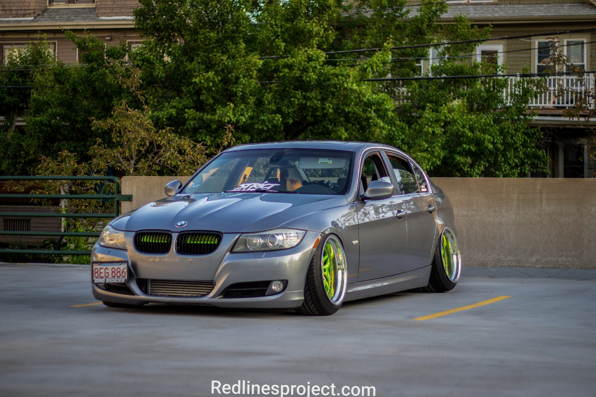 E90 335i Stance