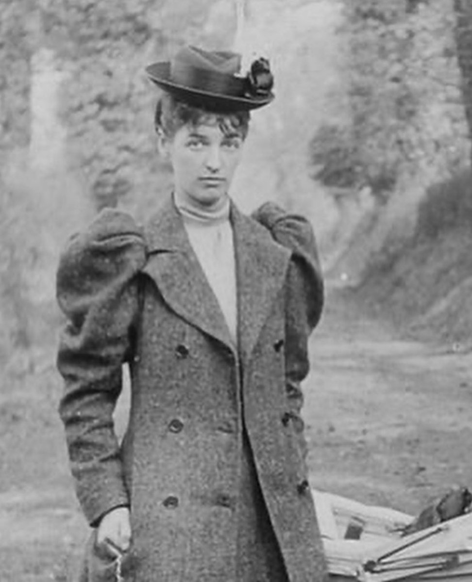 الليدي زينب و الحج لبيت الله الحرام ايه الحدوته تعالو نعرف الليدي افلين ...