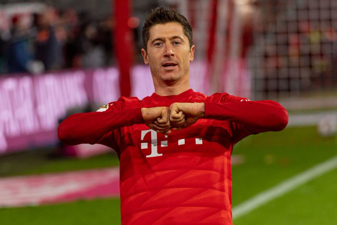 Celebración De Robert Lewandowski