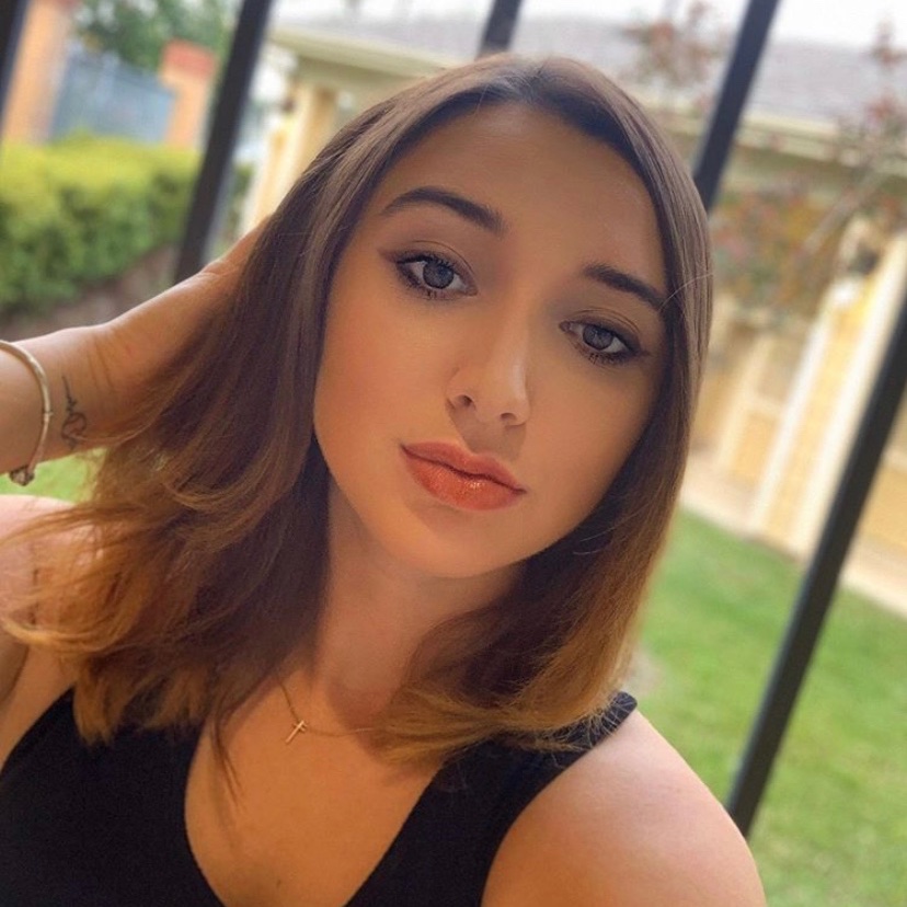 Savannah Jones's Instagram, Twitter & Facebook on IDCrawl