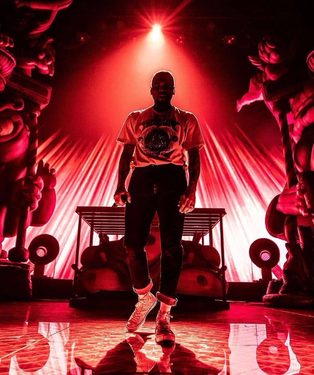 Chris Brown Hard On Stage