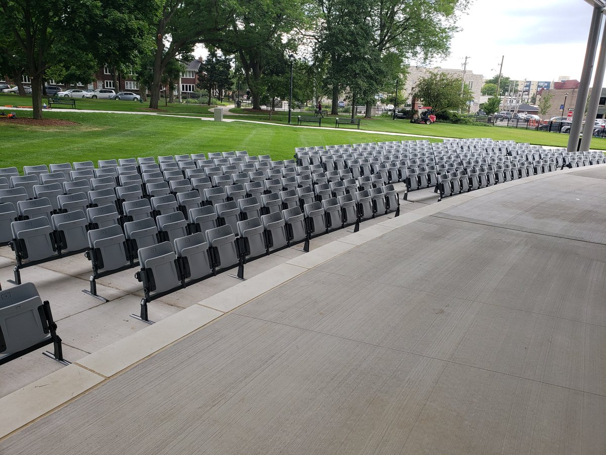 Retractable, removable and auditorium seating - Audience Systems