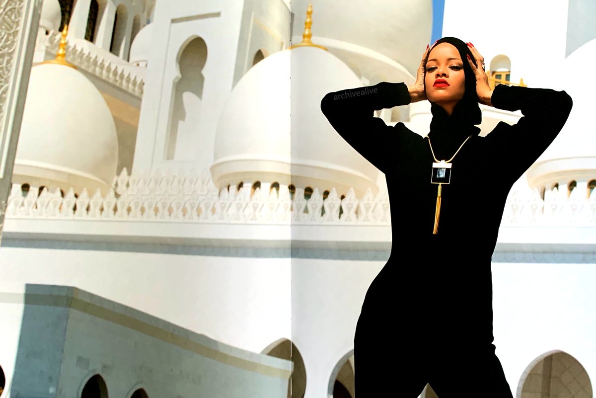 Sheikh Zayed Mosque Rihanna