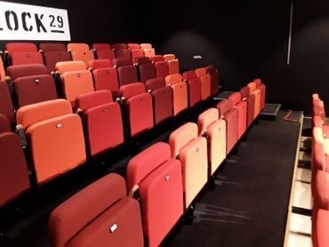 Retractable, removable and auditorium seating - Audience Systems