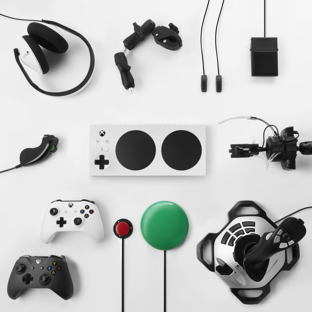 Xbox Series X is backwards compatible with ALL Xbox One controllers ...