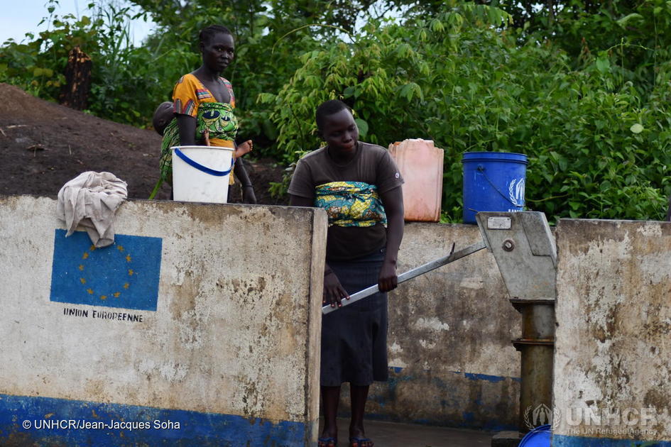💦 Water is life! 💦 UNHCR_DRC works to provide clean water and ...