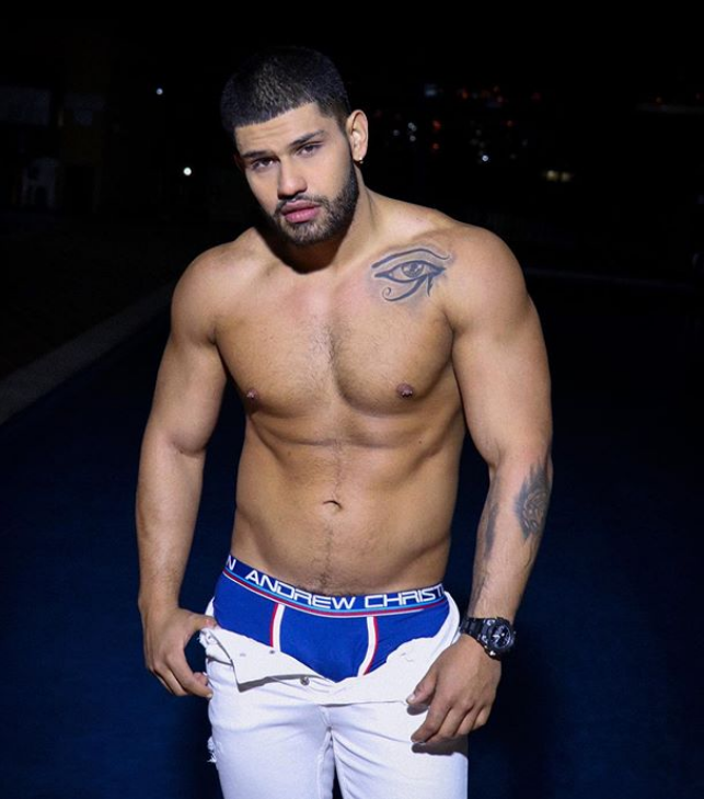 Extremely Hung Muscle