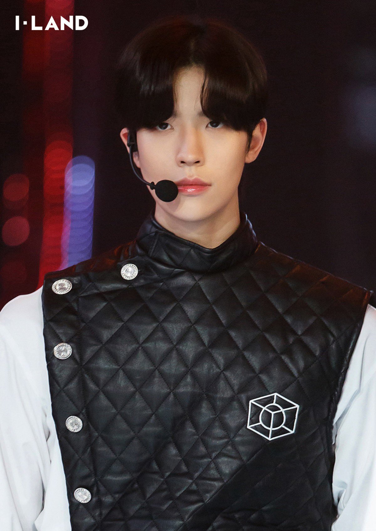 Mnet I I-LAND on Twitter: "BEHIND PHOTO l 'I&credible’ 무대 #4 BEHIND PHOTO l 'I&credible ...