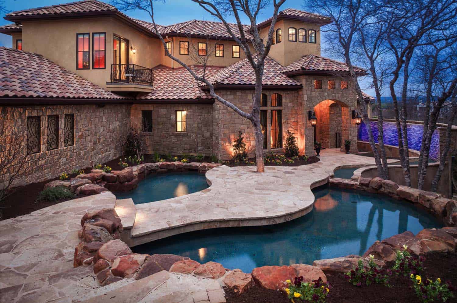 Italian Style Home Courtyard Mediterranean Style Home In Texas With