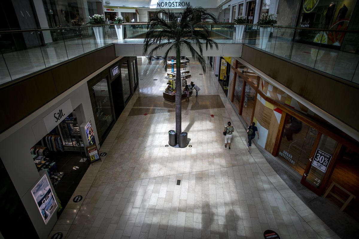 This is the Mall of San Juan, a $475 million luxury shopping center ...