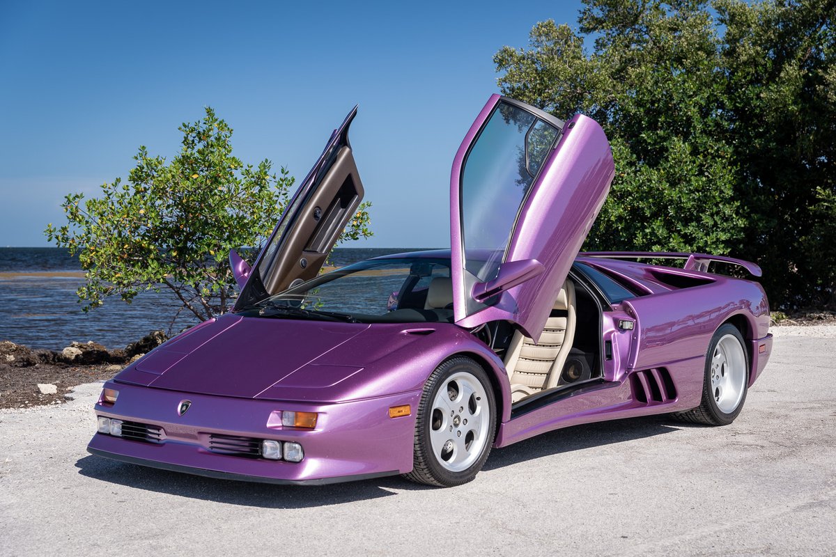 Purple Lamborghini Diablo