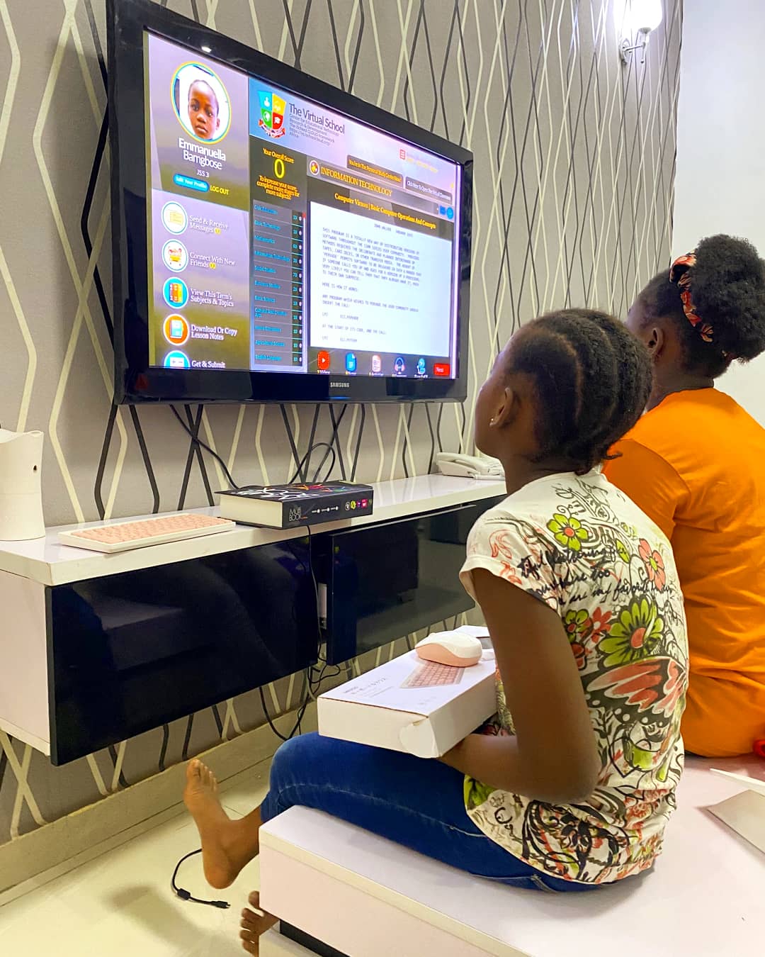 iSchool CLOUD on Twitter: "The MultiBOOK™ S-Minus connects your children to The iSchool CLOUD ...