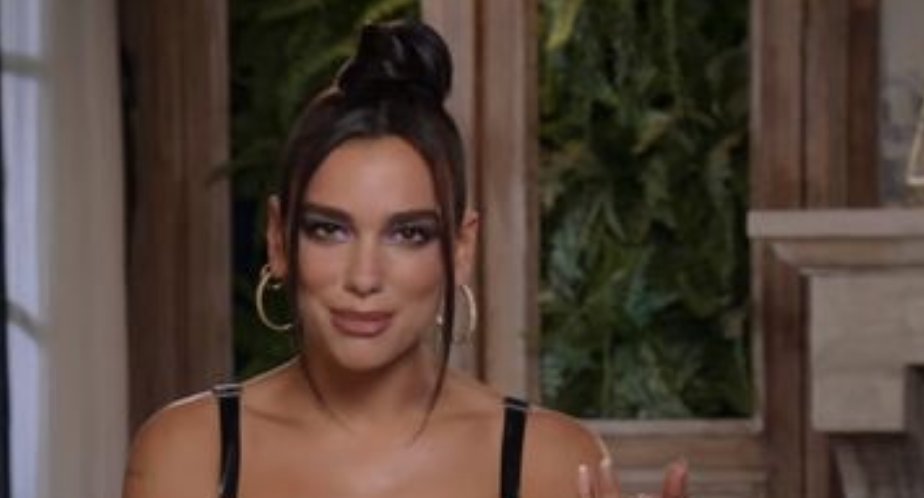 Dua Lipa unleashes boobs in skintight PVC dress for eye-popping display ...