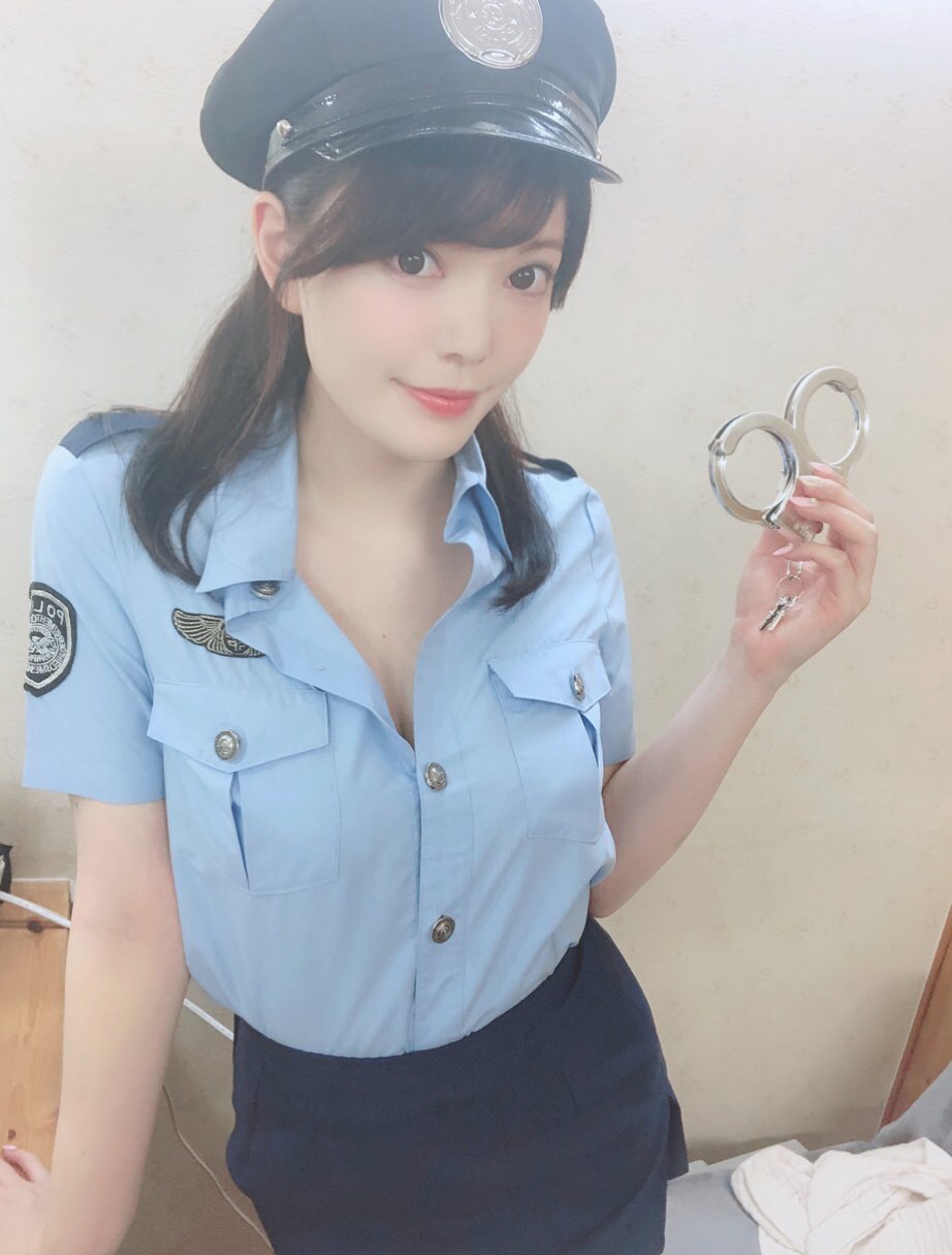 矢乃かのん🐰 on Twitter: "浮気したら逮捕しちゃうぞ👮‍♂️ ︎ https://t.co/yZzlXdtIqR" / Twitter