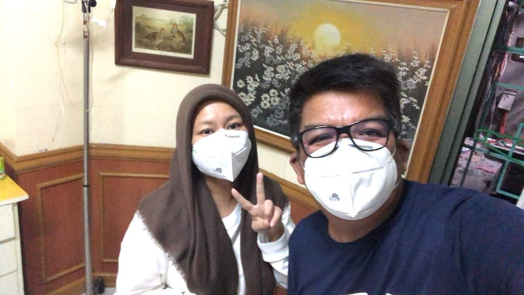 Basilan Representative and Deputy Speaker Mujiv Hataman and his wife ...