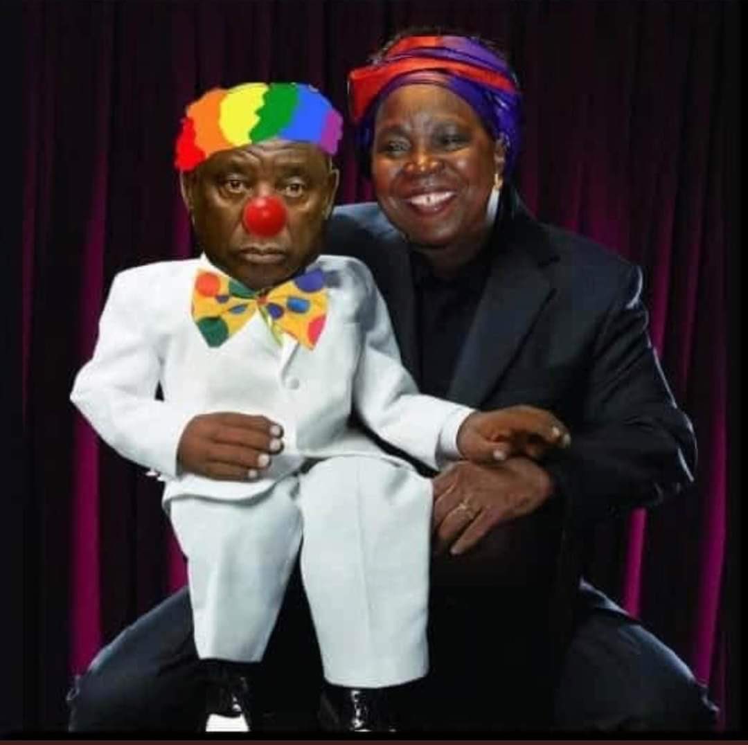 Renaldo "Ngamla" Gouws 🇿🇦: The Zumas have their fingers in everything ...