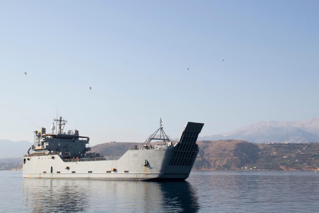 Hey USArmy, you all know how to steer that thing? USArmy's Specialist 4 ...