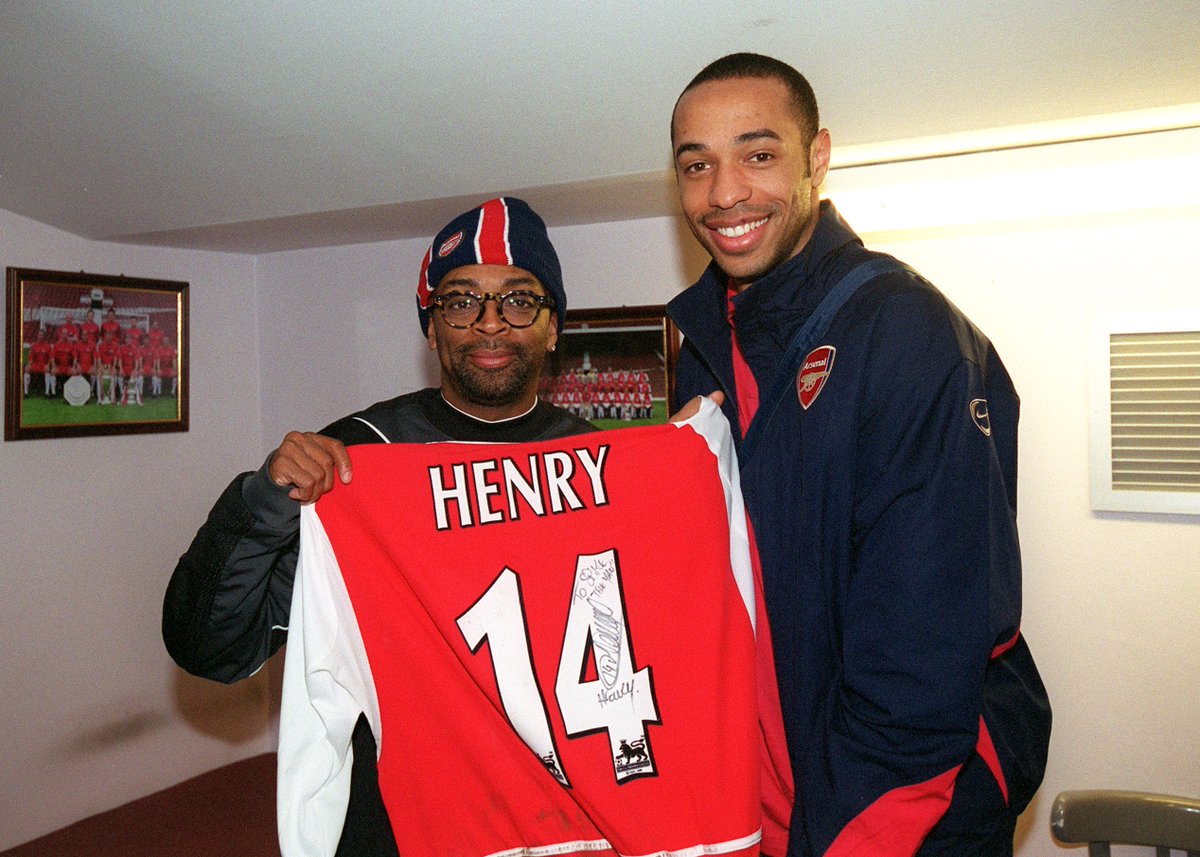 Celebrity Arsenal Fans 60 Photos - Moonagedaydream.film