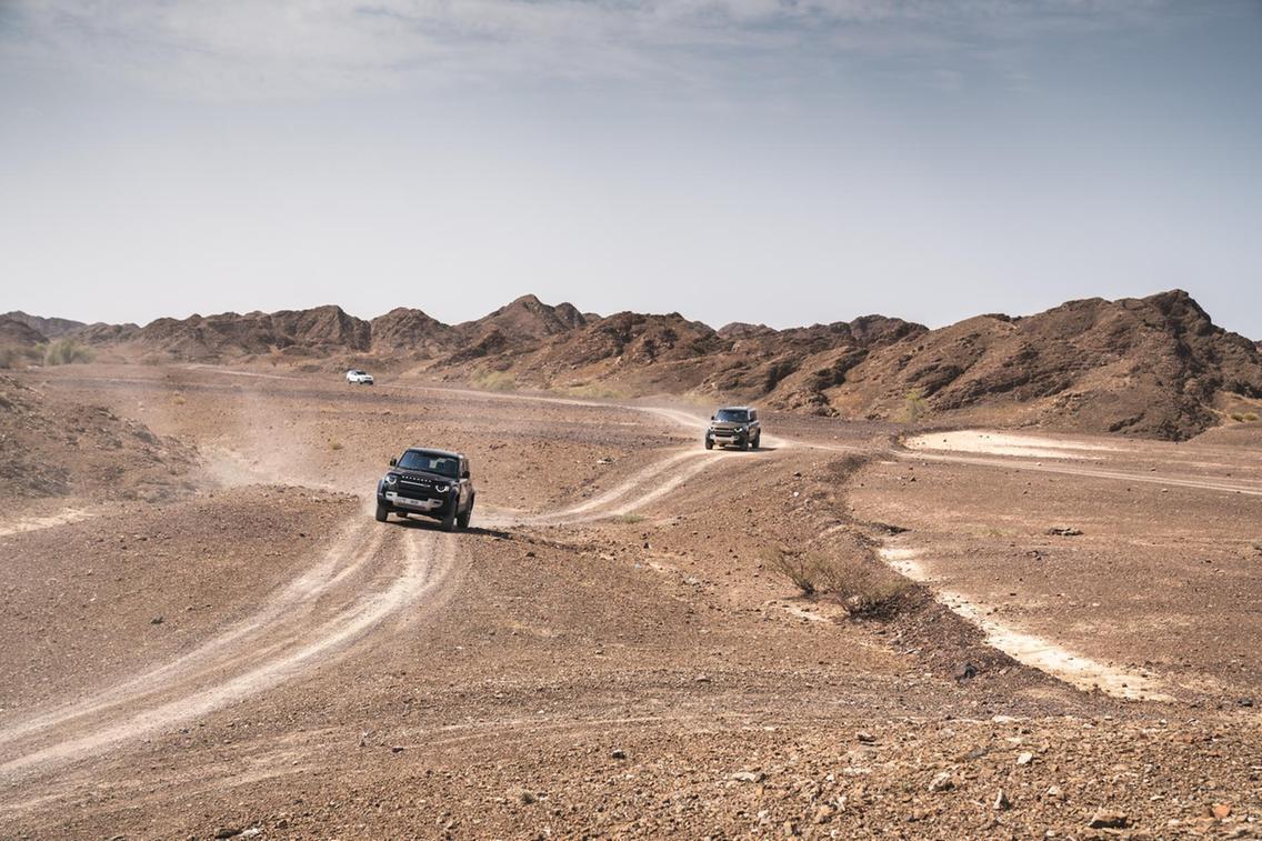 We test-drive the new Land Rover Defender in the Dubai desert | The ...
