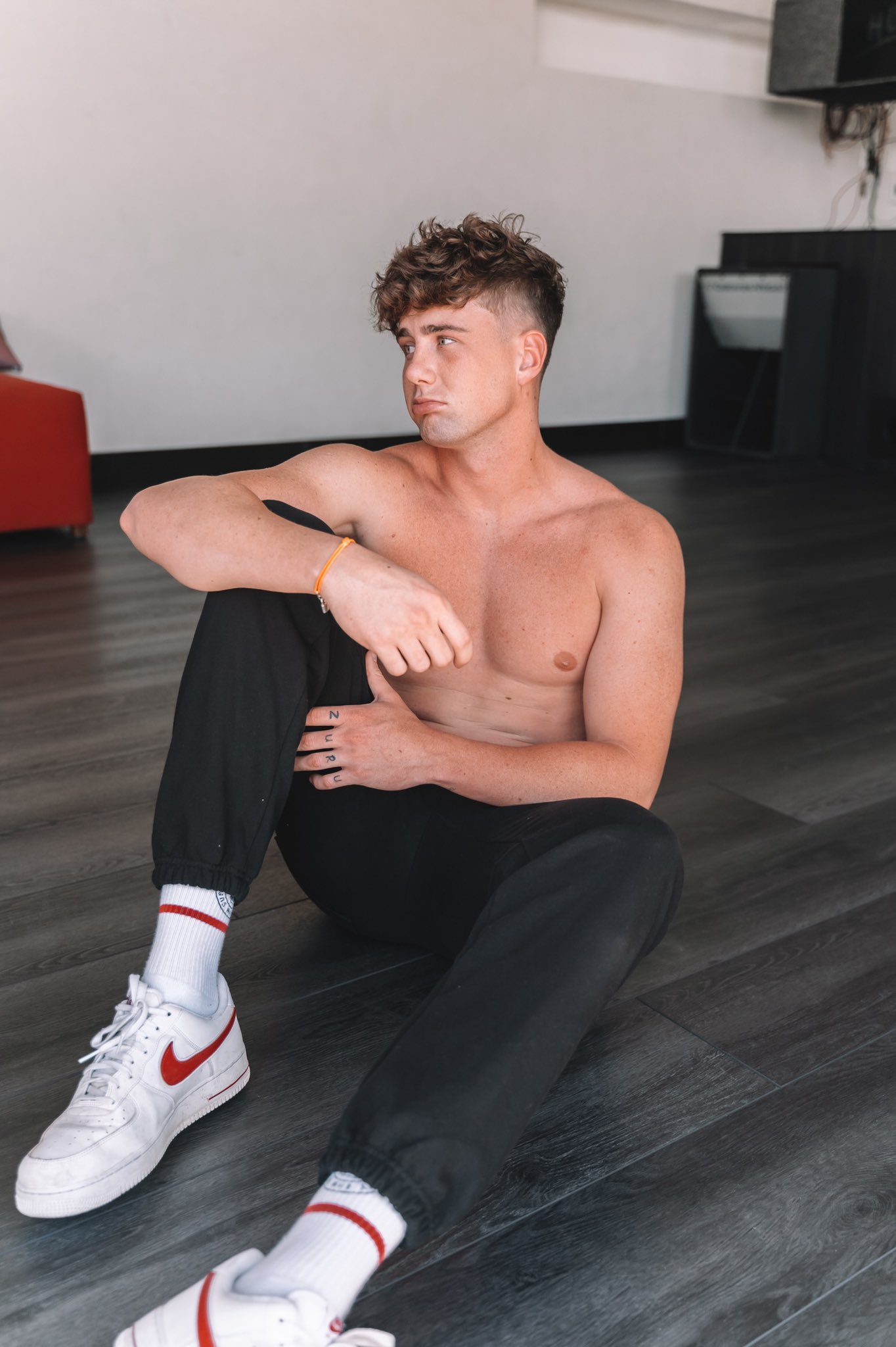 Harry Jowsey on Twitter: "👉🏼👈🏼🥺…