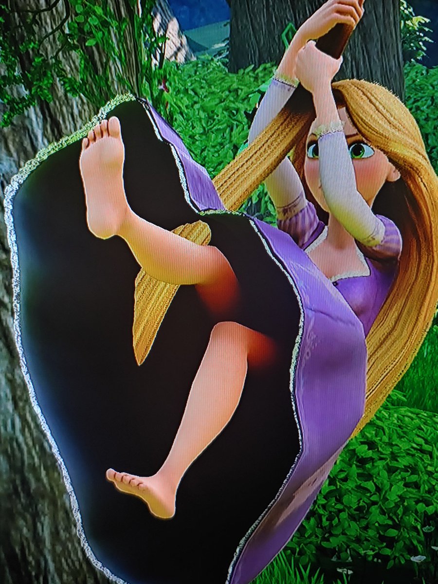 Disney Feet Disneyfeet Twitter DisneyFeet On X: "She Has Sexy Feet In