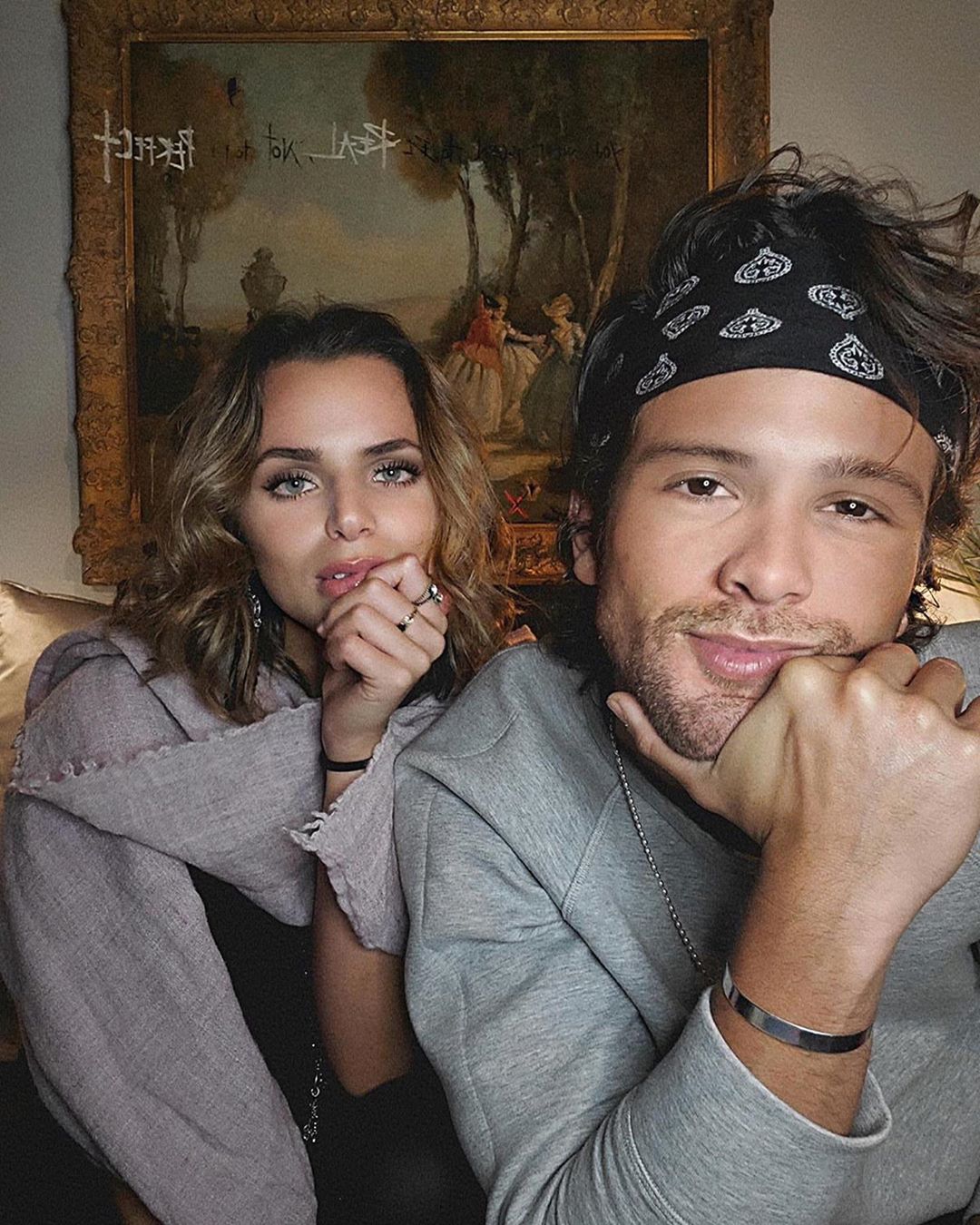 Isabella Castillo Y Andres Mercado Son Novios 100% Nickloucos: