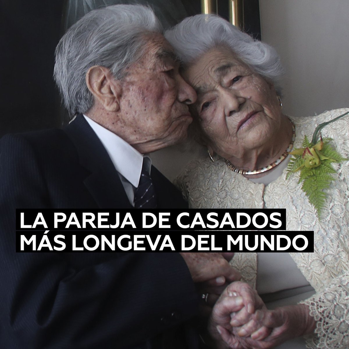 El matrimonio de Julio César Mora Tapia, 110 años, y Waldramina ...