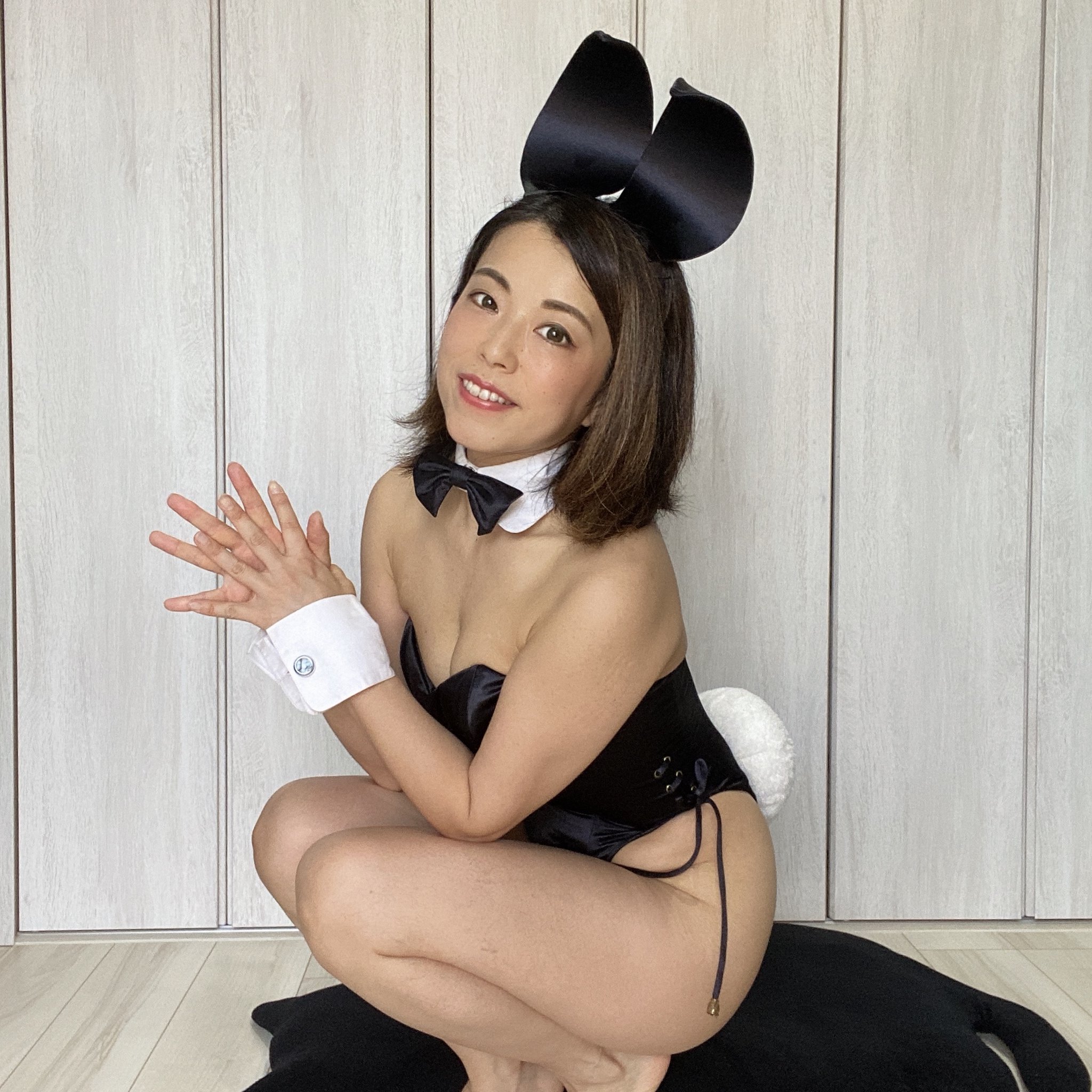 八重子 Yaeko 12 14撮影会 On Twitter 「生足バニーちゃん♪」 ファンティア更新しました!生足バニー?! 限定です