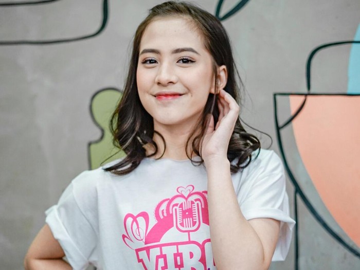 Della Adelia (@iamdlla) | Twitter