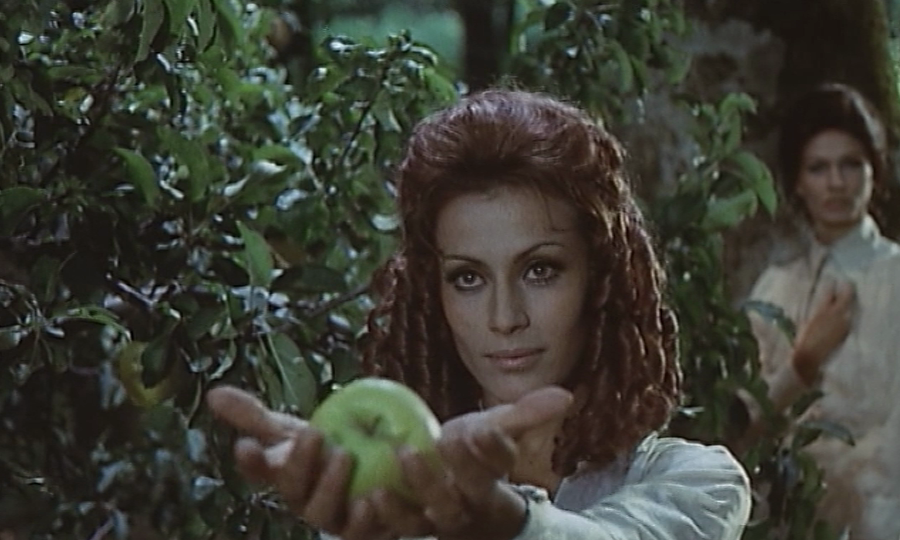 Queens Of Evil (Tonino Cervi, 1970) | Masque of the Red De | Scoopnest