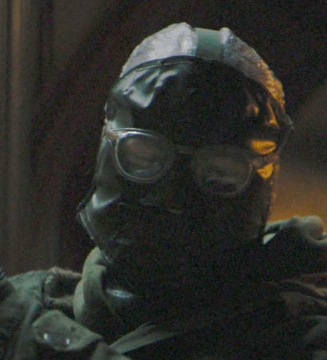 Paul Dano is Edward Nashton aka "The Riddler" | Page 25 | The ...