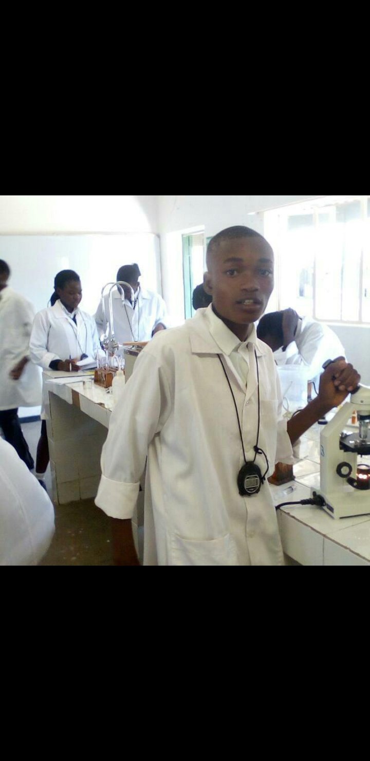 Mqelisi Stanley Nyoni on Twitter: "Meet BigStan aka Neon. The first student at TG to go viral ...