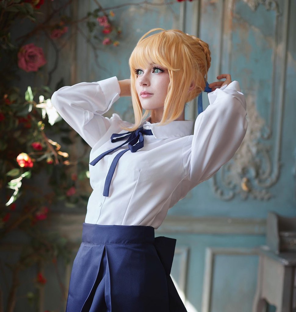 Fate Zero Cosplay Saber