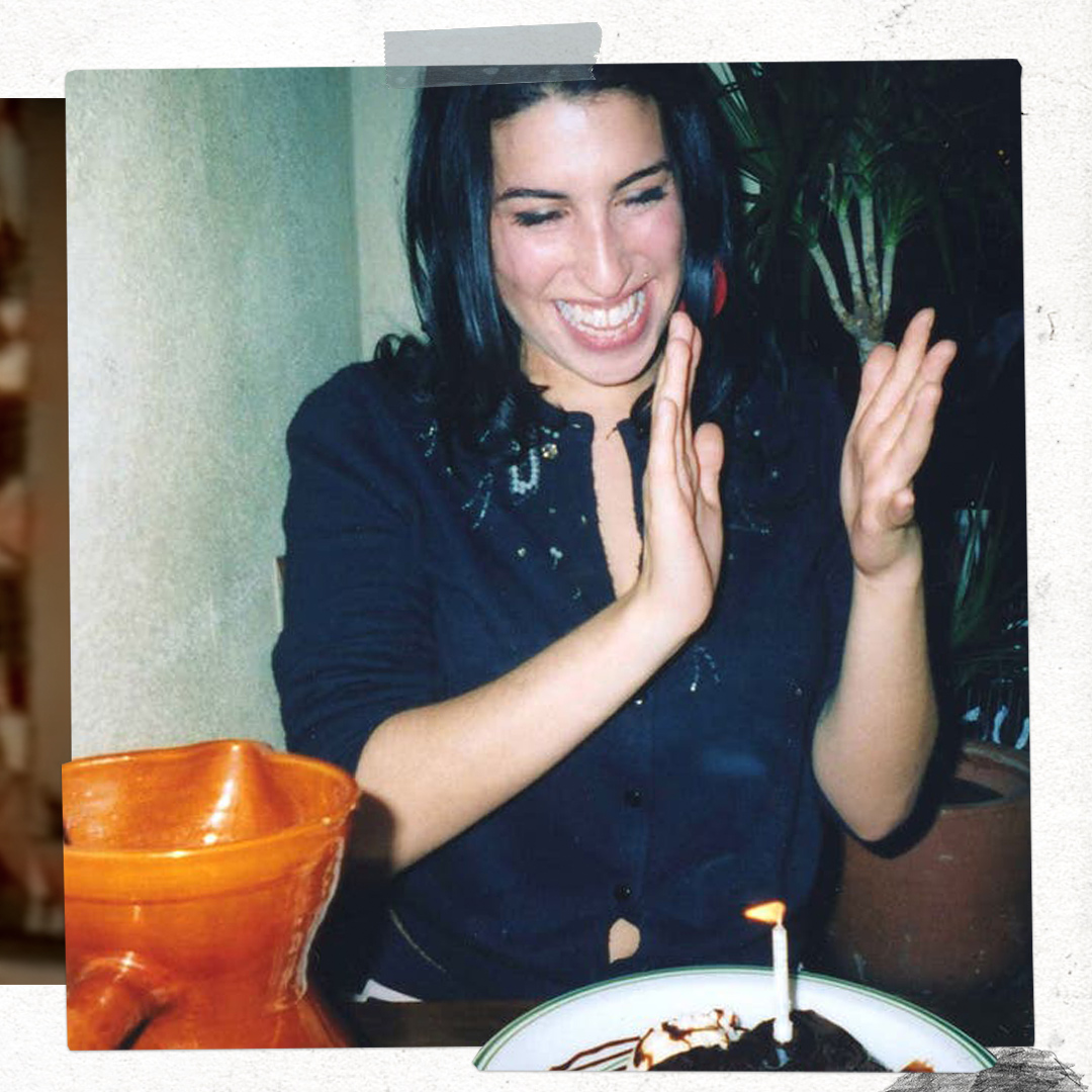 Amy Winehouse Smiling