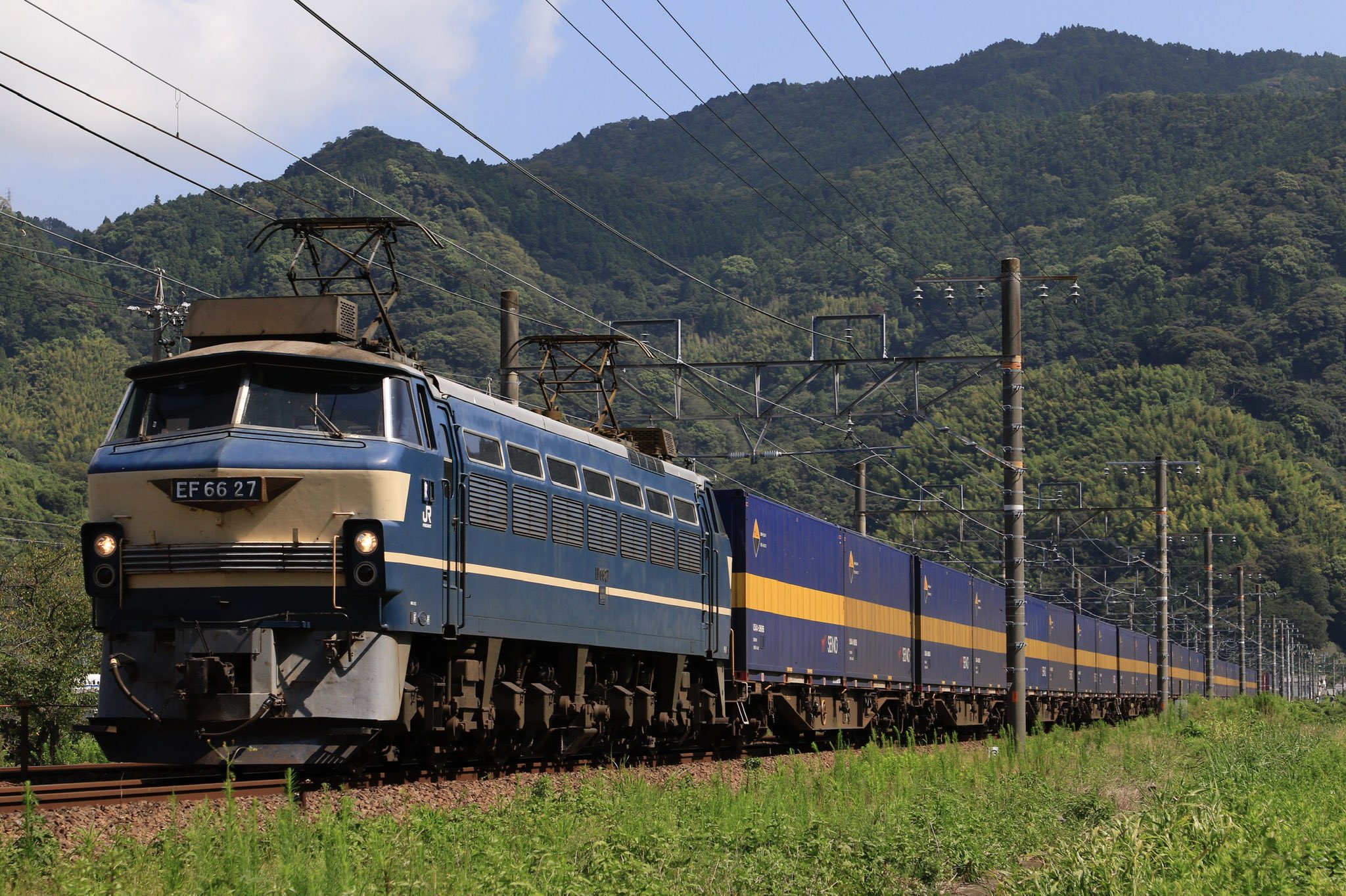 Tynpn on Twitter: "8/29 2059ﾚ EF66 27 カンガルーライナーSS60 雑草だらけですが、焼津ストレートは半面光まで回るようになってました。雲が多いので今日は2 ...